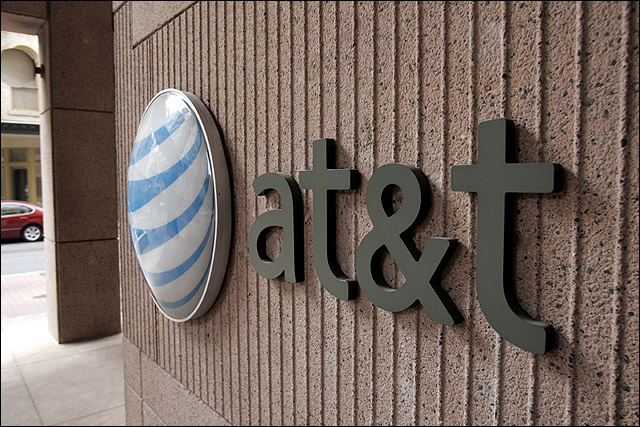 City of Lawrence issues cease and desist order for all AT&T projects ...